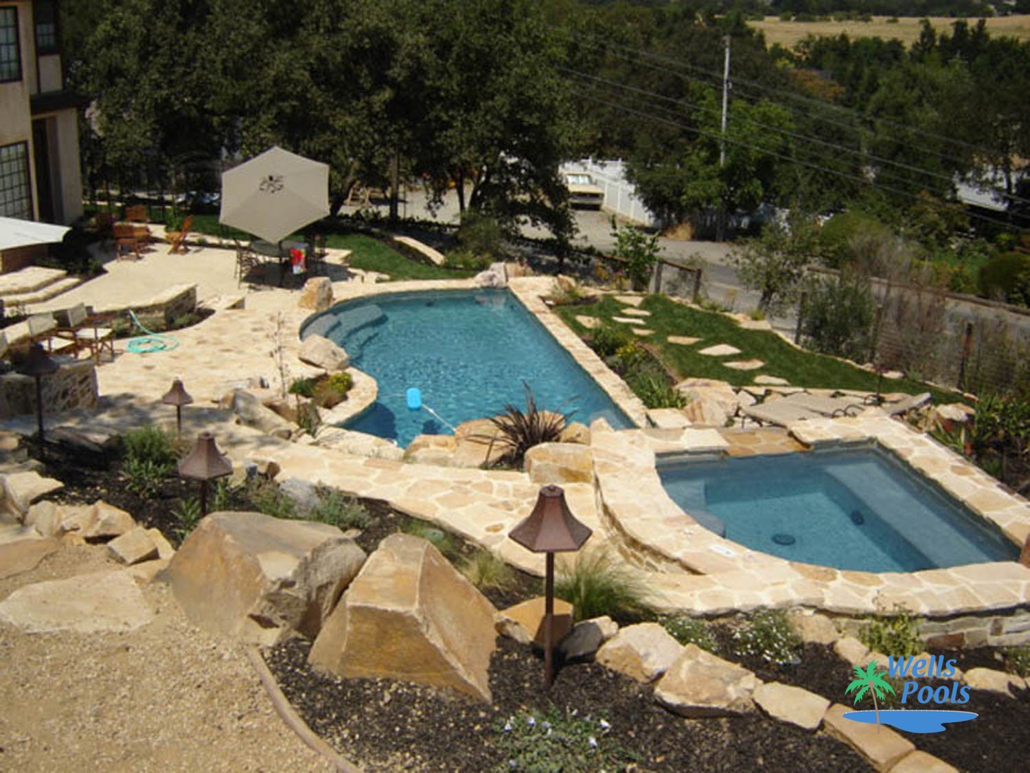 Freeform Pool by Wells Pools 016 - Wells Pools